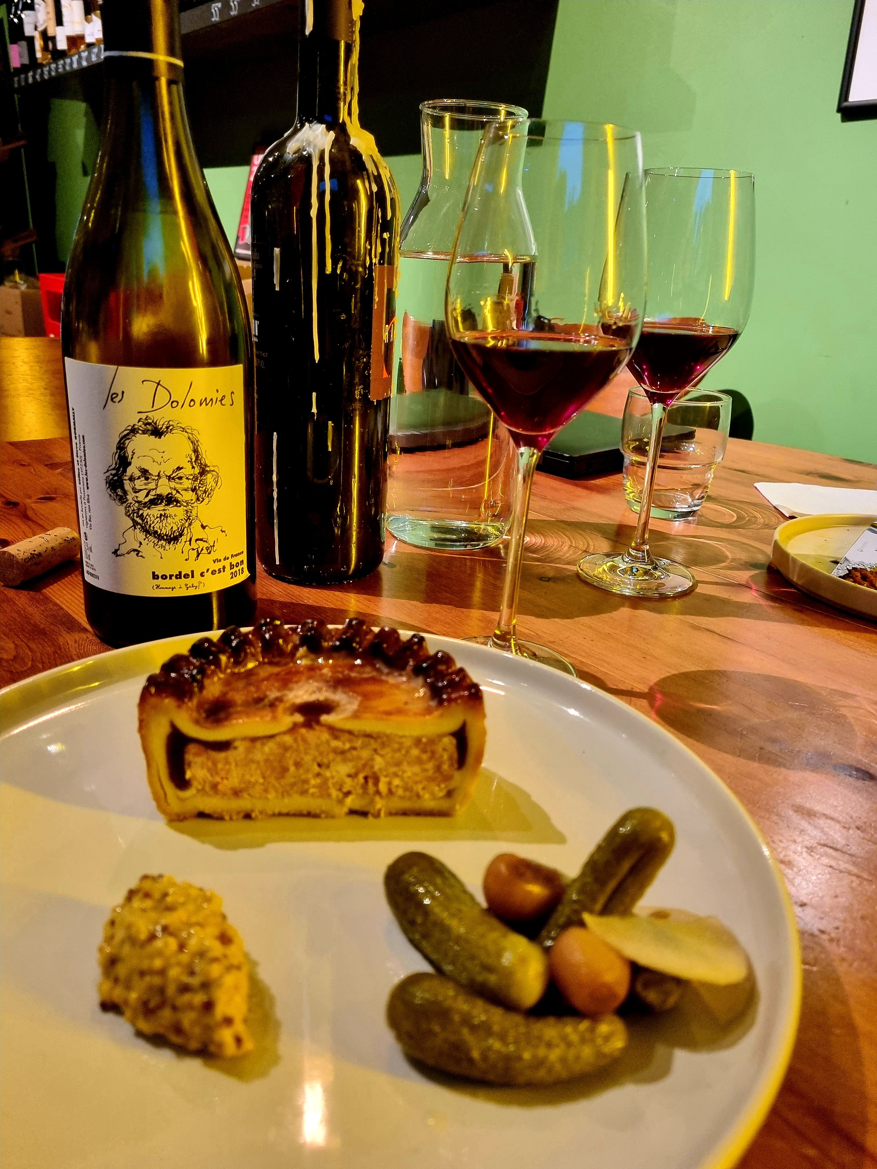 Bar – Made From Grapes